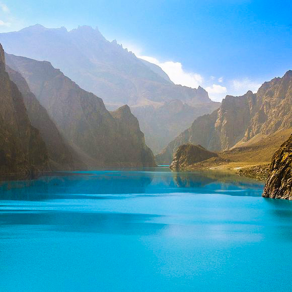 Top 15 Most Beautiful lakes in Pakistan - Zartash Pakistan