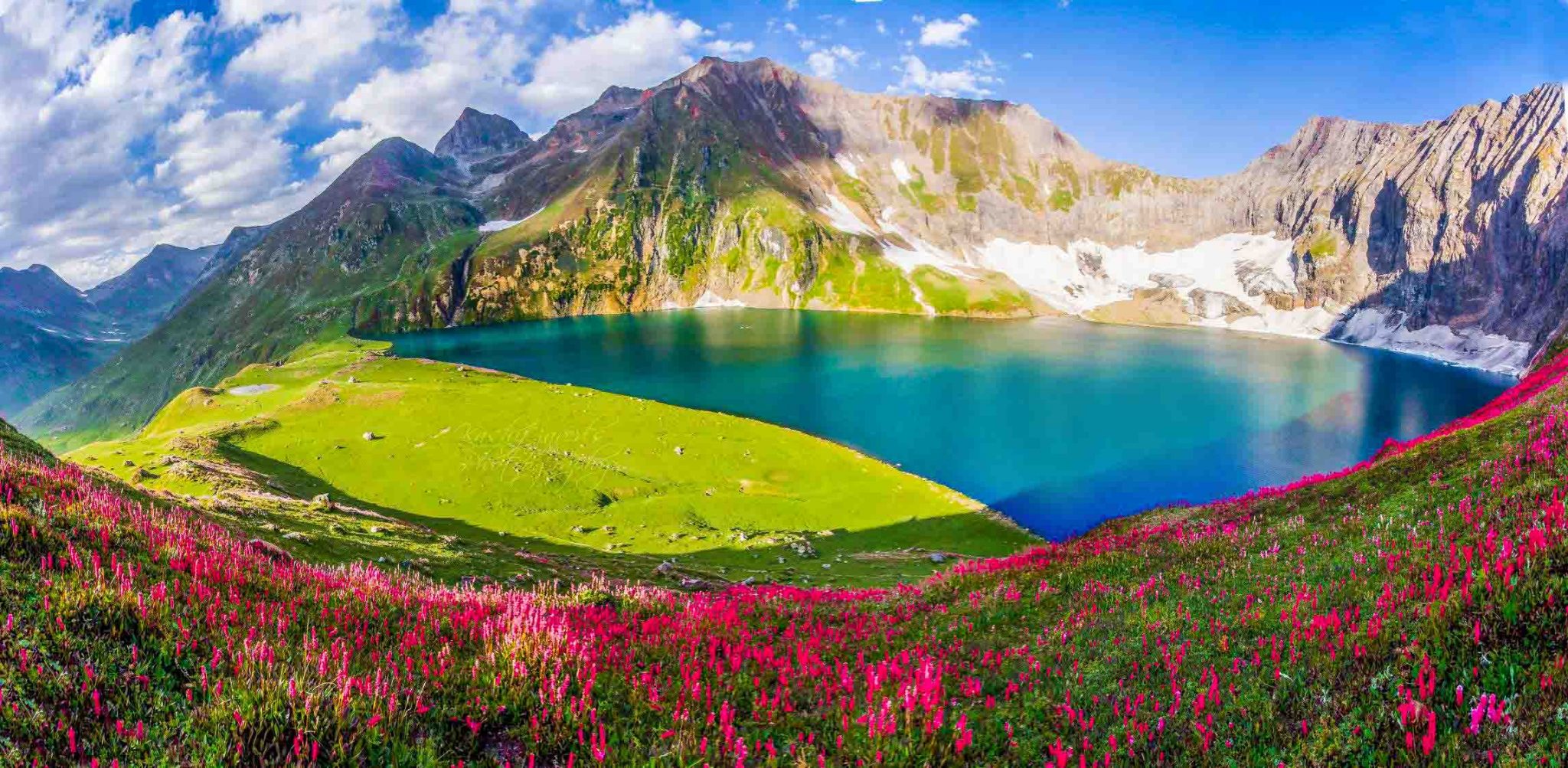 Top 15 Most Beautiful lakes in Pakistan - Zartash Pakistan